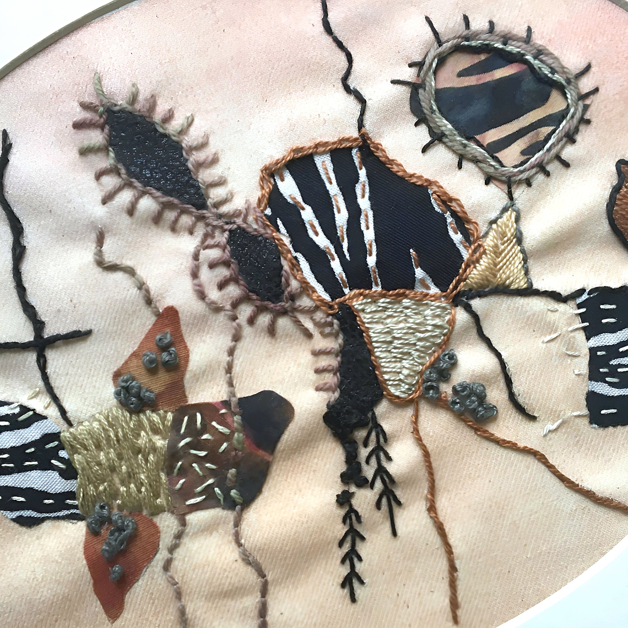 Hidden shapes abstract hand stitch for beginners – Clever Hands